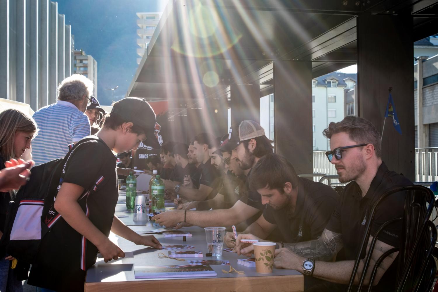 Tolle Stimmung am Fan Game | EHC Visp