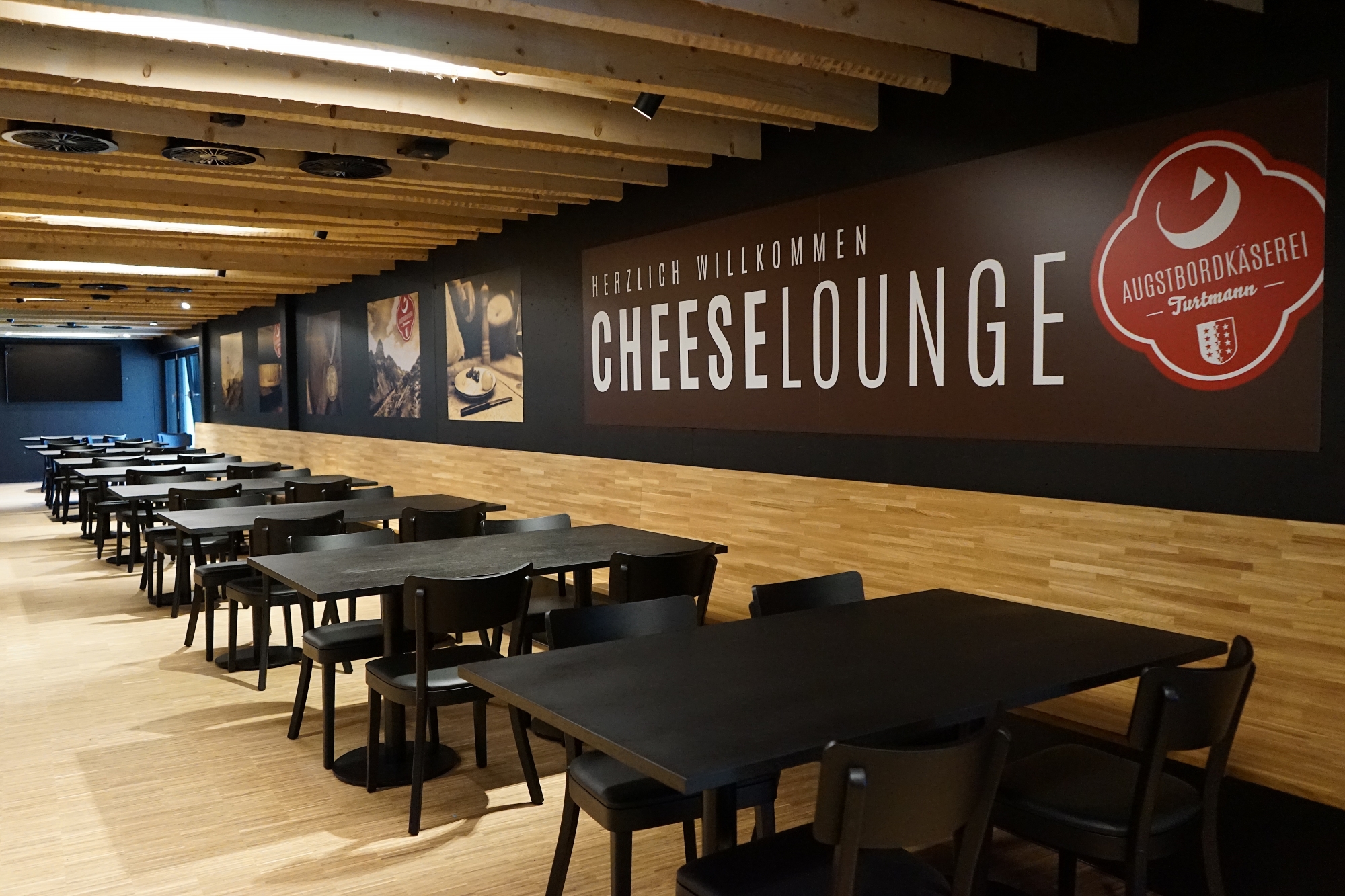 Chees Lounge Wallis 65 | EHC Visp